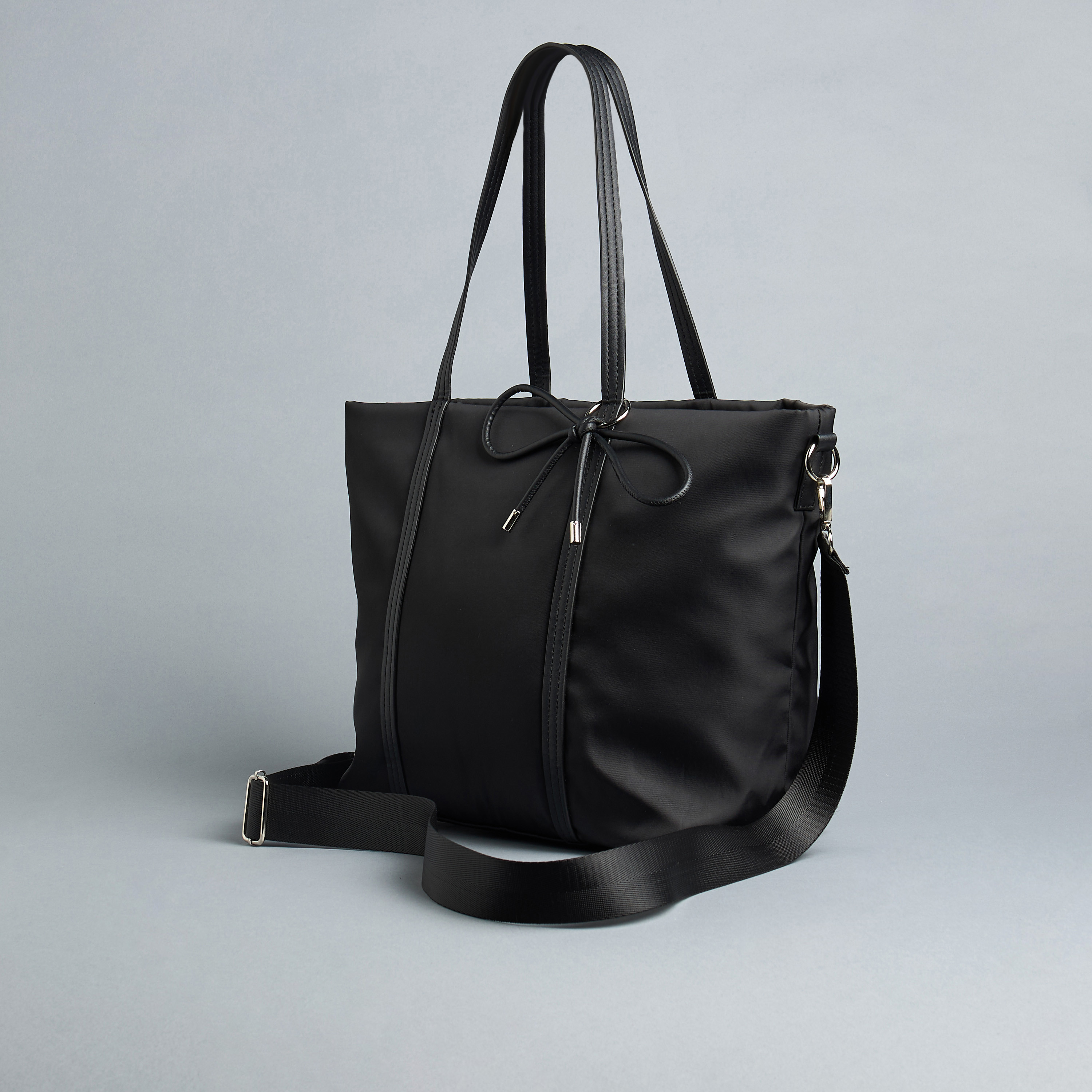 Shop Plain Tote Bag with Detachable Strap Online | Max Kuwait