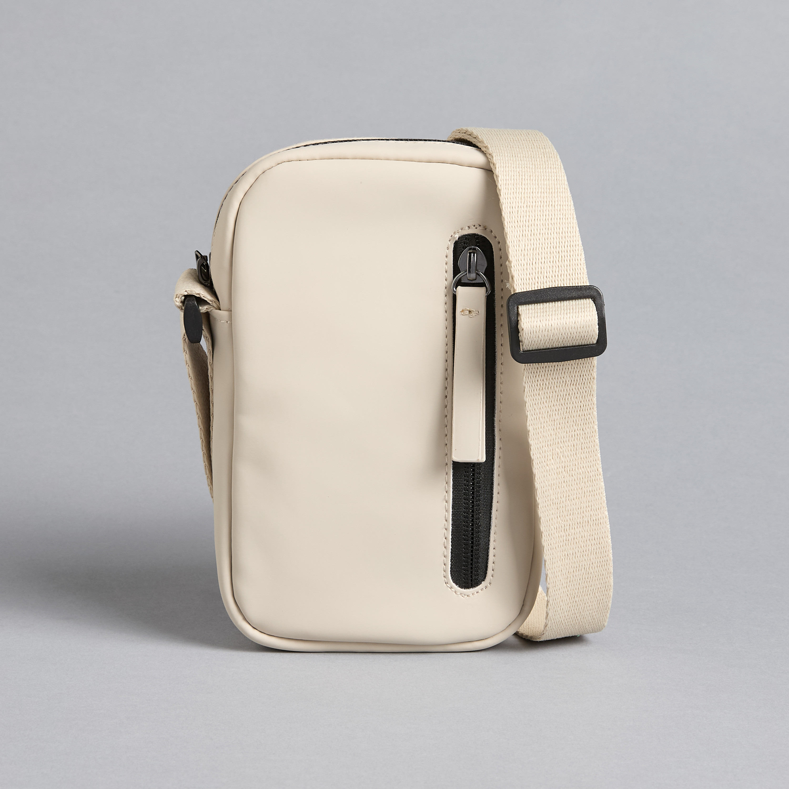 Shop Plain Crossbody Bag with Adjustable Strap Online | Max UAE