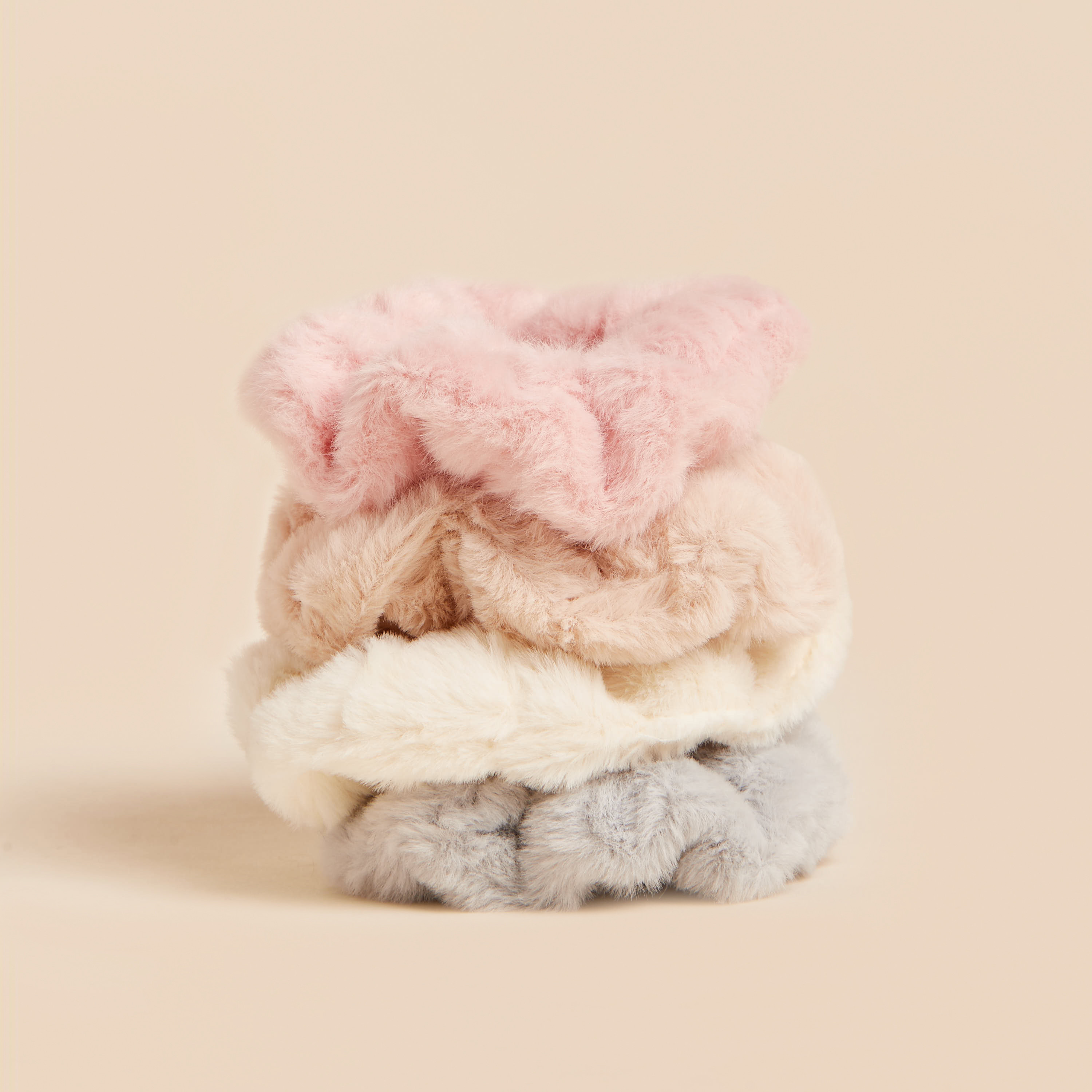 Shop Pack of 4 - Faux Fur Textured Scrunchie Online | Max UAE