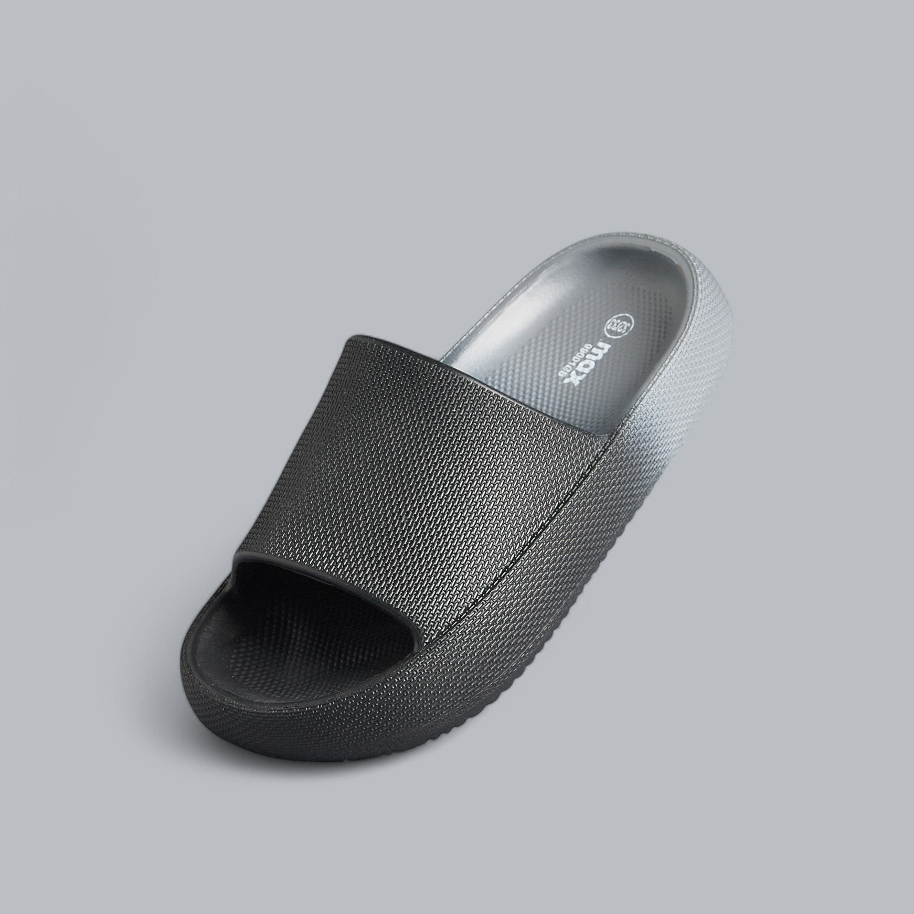 Shop Textured Slides Online | Max UAE