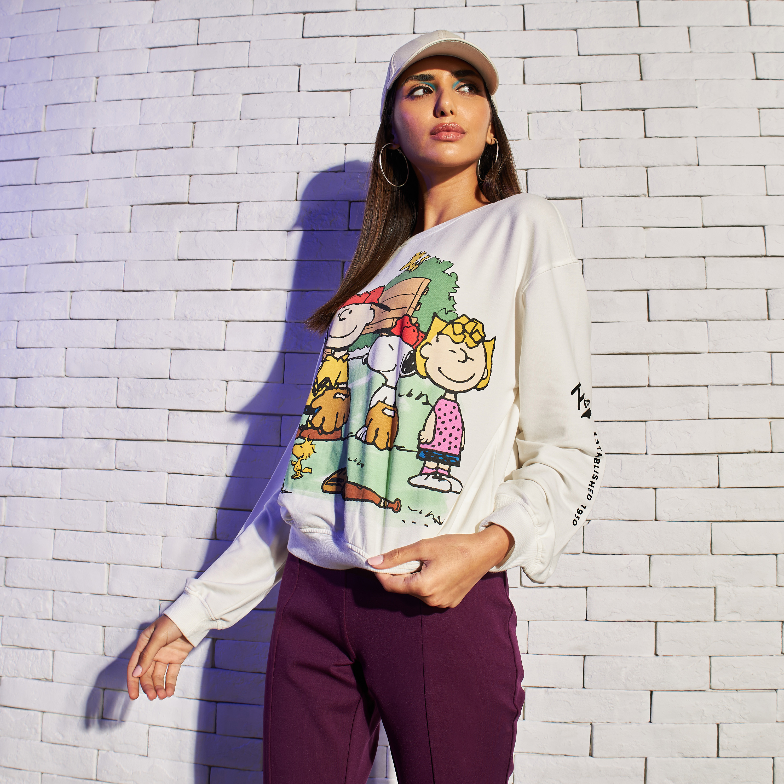 Shop Snoopy Print Sweatshirt Online | Max Egypt