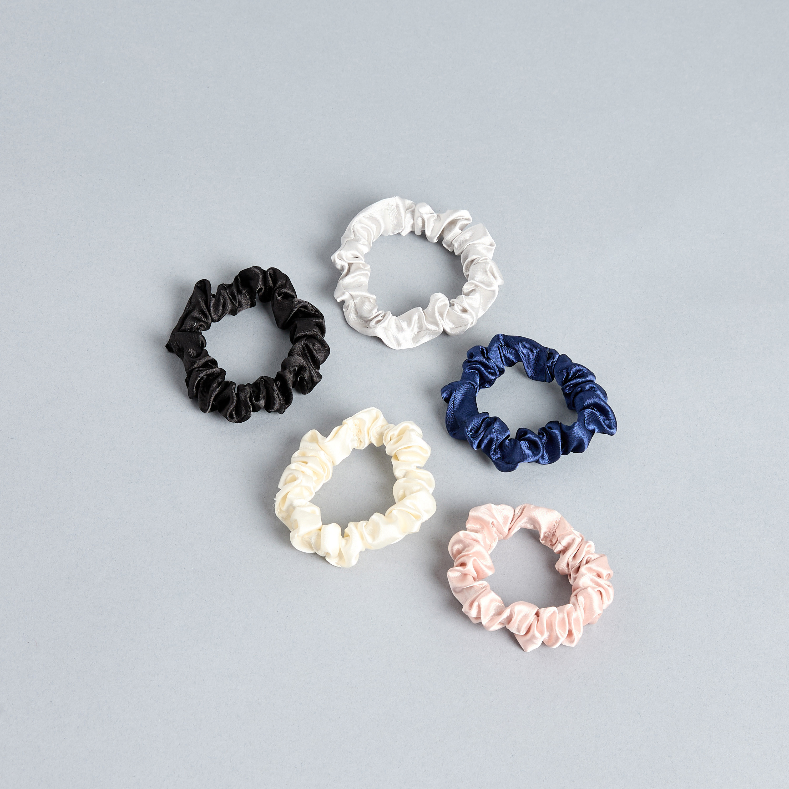 Shop Pack of 5 - Plain Scrunchie Online | Max UAE
